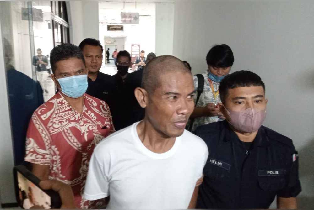 Mamat Exist mengaku tak bersalah miliki, guna dadah - UtusanTV