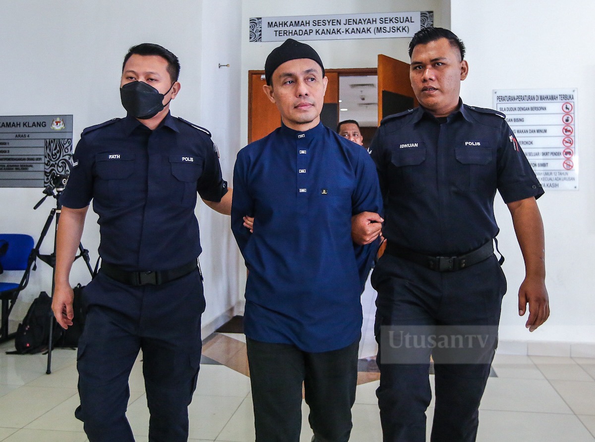 Amang seksual remaja 17 tahun, PU Azman dipenjarakan 24 tahun dan 2 ...