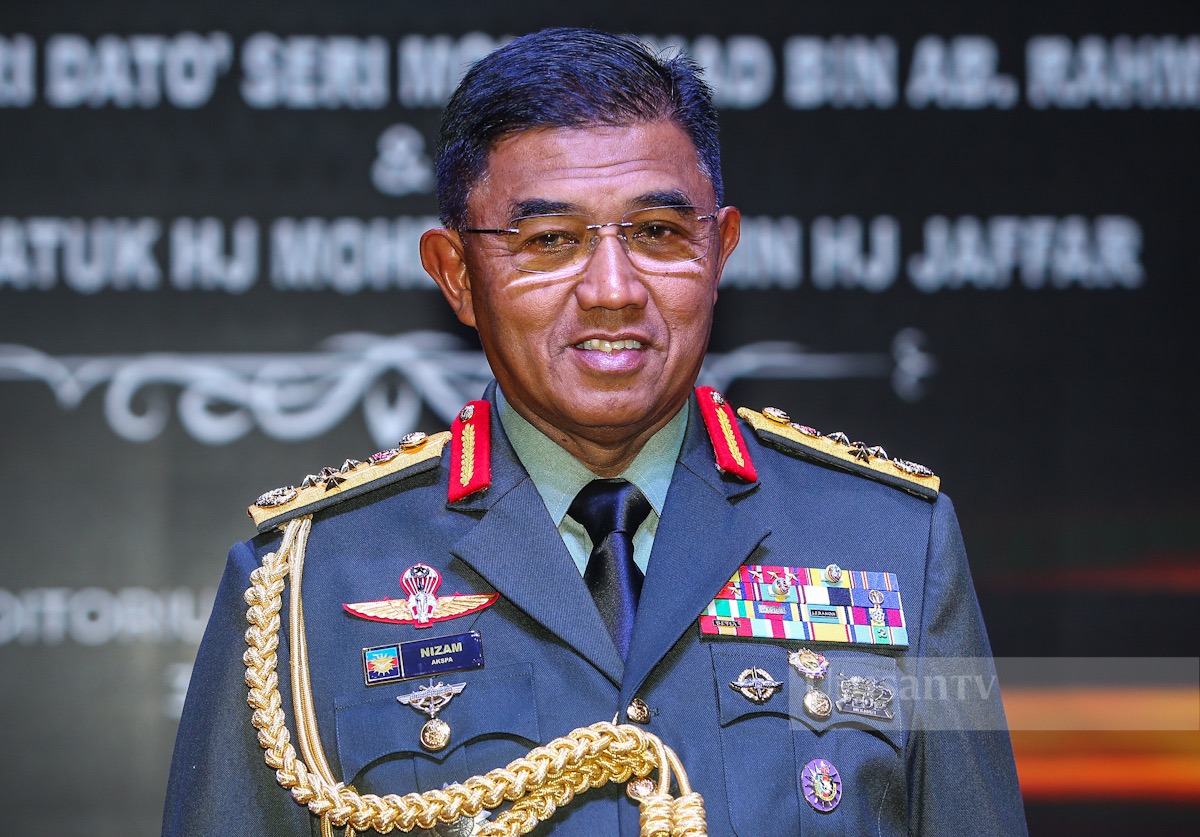 Mohd Nizam dilantik Panglima ATM yang baharu - UtusanTV