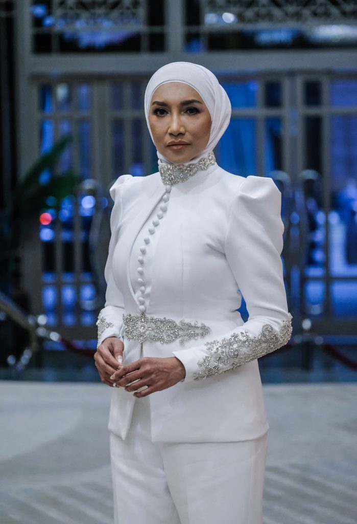 Awie, Erra Fazira & Ziana Zain bersatu - Sembilu The Reunion Live in ...