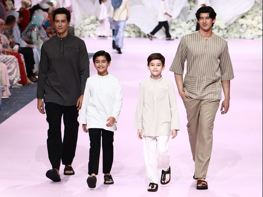 Ariani angkat tema warna. Tampilkan 300,000 busana raya dengan sentuhan ...